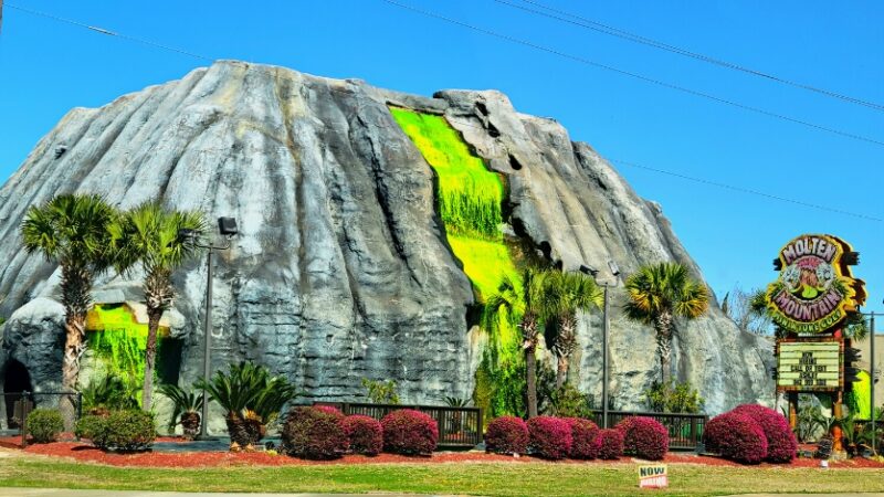 Finding the Best Mini Golf in Myrtle Beach, SC | Means To Explore